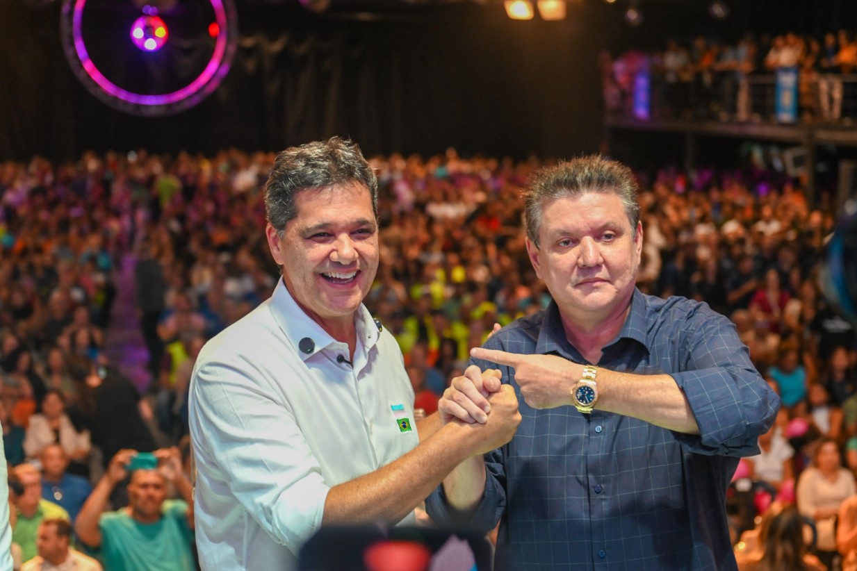 Evento político em apoio a Ricardo Ferraço reúne 6 mil pessoas em ...